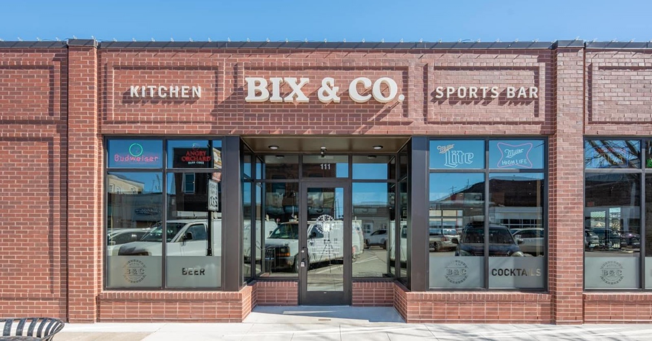 Bix & Co. Kitchen & Sports Bar | Historic Valley Junction