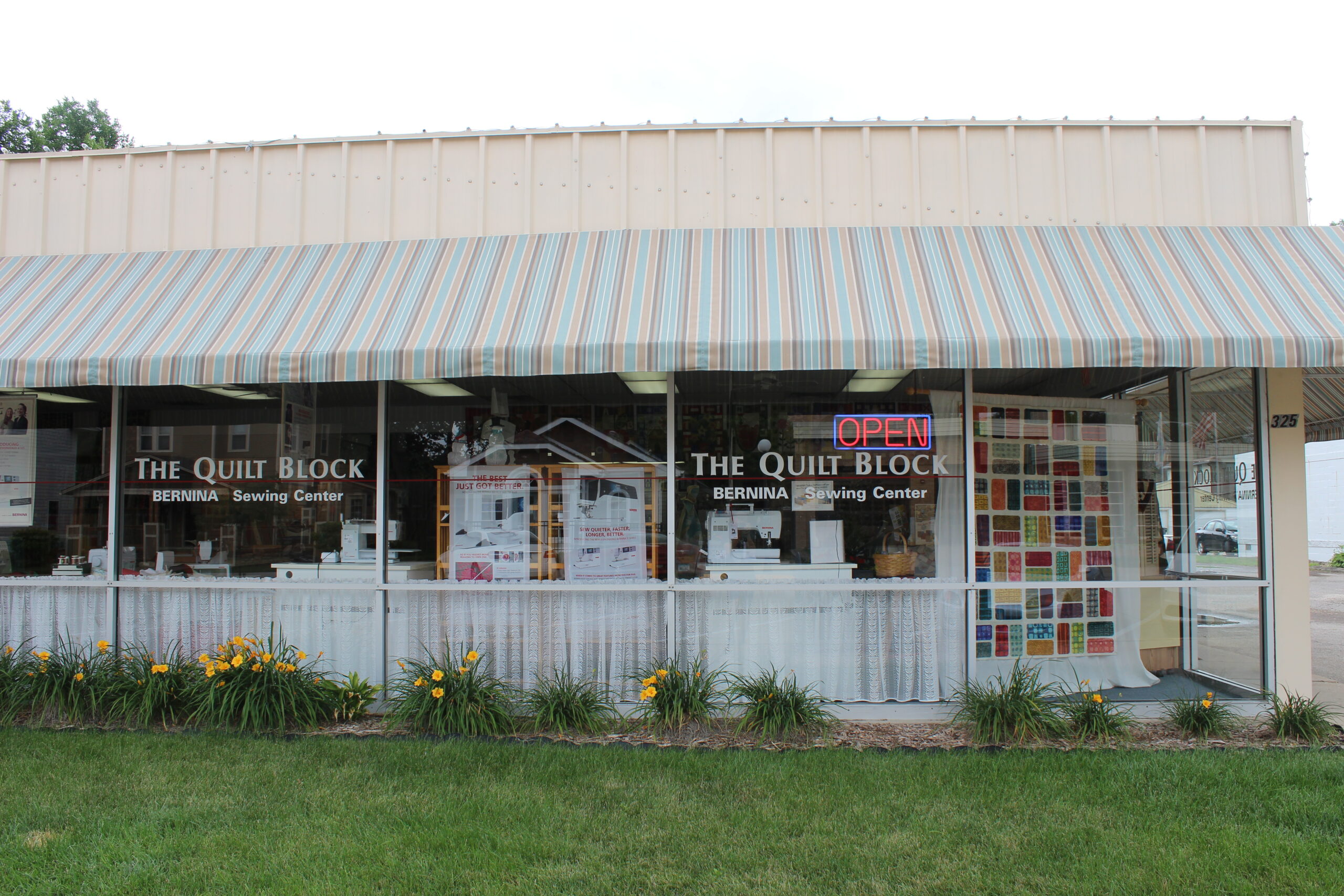 The Iowa Quilt Block | Historic Valley Junction